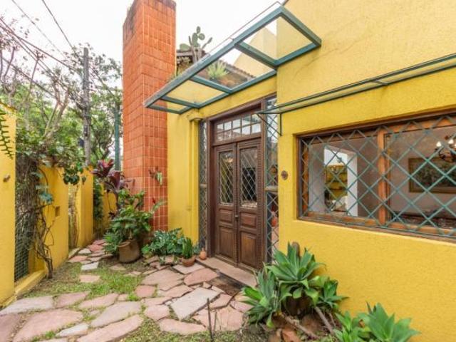 Imperdível casa de vila para venda em Vila Elvira com 3 quartos, sendo 1 suíte, 150m²