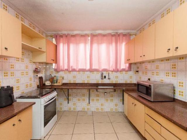 Funcional casa para venda e locação em Jardim São José Zona Norte com 3 quartos, sendo 1 suíte, 12
