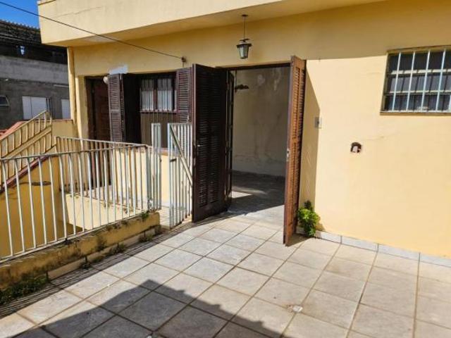 Elegante casa para venda em Água Branca com 3 quartos, sendo 2 suítes, 228m² mlimaoscar#XJ32L