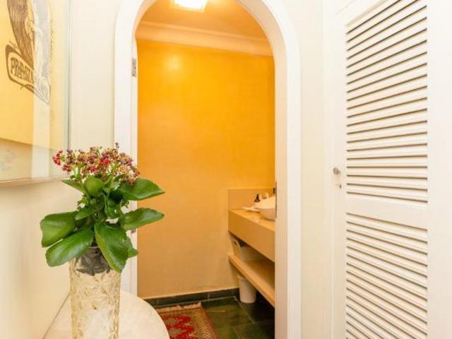 Deslumbrante casa para venda em Alto de Pinheiros com 4 quartos, sendo 2 suítes, 480m² theremaxcol