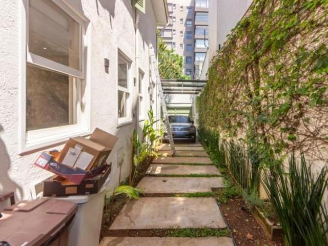Versátil casa para venda em Campo Belo com 3 quartos, sendo 2 suítes, 280m² remaxfront#3KFRI