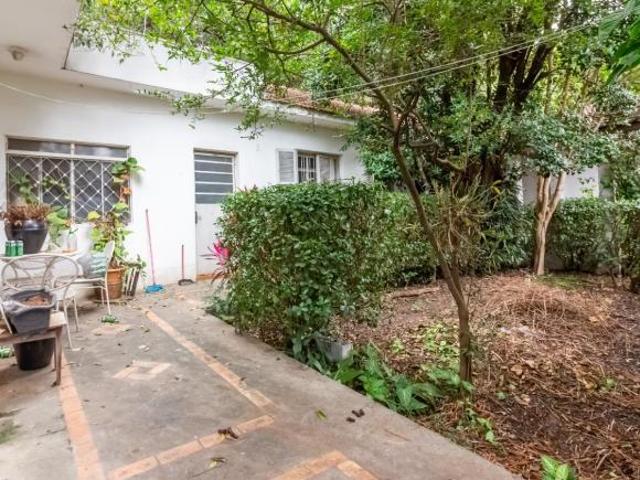 Versátil casa para venda em Lapa com 3 quartos, sendo 1 suíte, 377m² douglast#R83RK