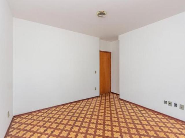 Funcional casa para venda em Saúde com 4 quartos, sendo 2 suítes, 218m² mutida#DXMNE
