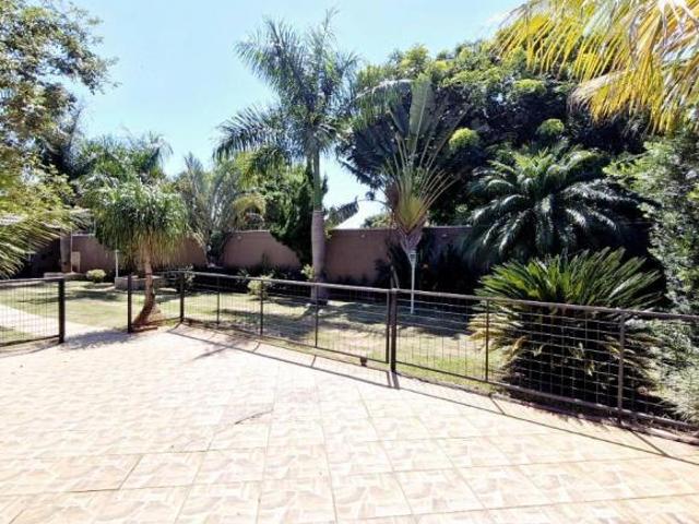Funcional casa para venda em Vila Mazzei com 4 quartos, sendo 1 suíte, 285m² leonidasandrade#N09QT