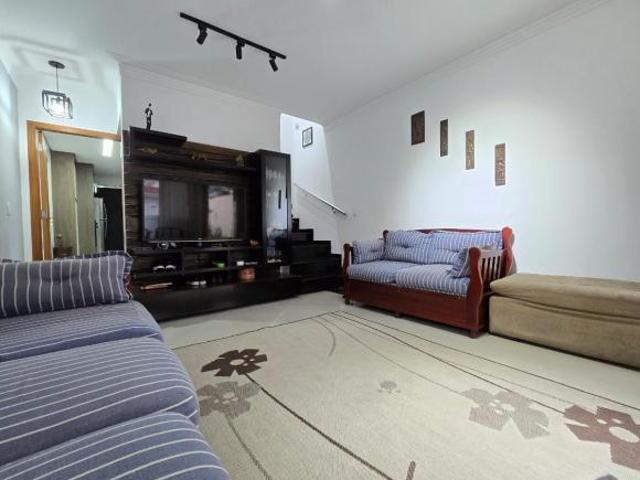 Atraente casa para venda em Vila Mazzei com 3 quartos, sendo 3 suítes, 144m²