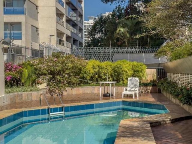 Aconchegante apartamento para venda e locação em Campo Belo com 4 quartos, sendo 3 suítes, 221m² r