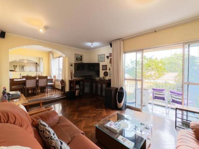 Espetacular apartamento para venda em Vila Alexandria com 3 quartos, sendo 1 suíte, 109m²