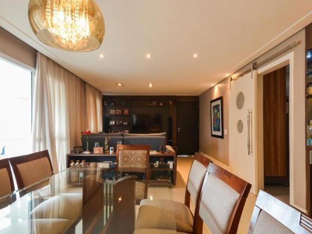 Funcional apartamento para venda em Vila Dom Pedro I com 3 quartos, sendo 3 suítes, 136m²