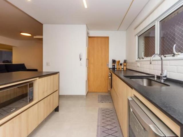 Sensacional apartamento para venda em Vila Gumercindo com 4 quartos, sendo 3 suítes, 124m² jucilei