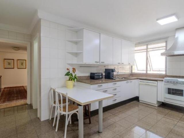 Funcional apartamento para venda em Campo Belo com 4 quartos, sendo 4 suítes, 178m² kathrincoaracy