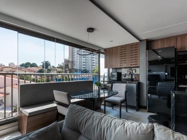 Funcional apartamento para venda em Chácara Inglesa com 2 quartos, sendo 1 suíte, 57m² jucileiamar