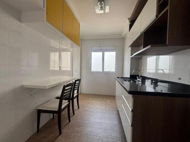 Agradável apartamento para venda em Chácara Inglesa com 2 quartos, sendo 1 suíte, 70m²