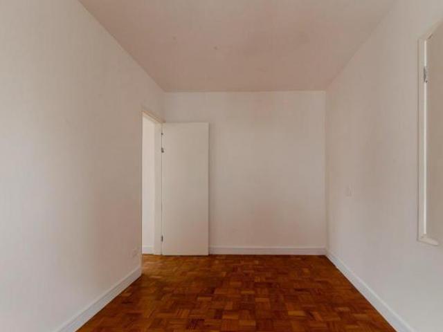 Funcional apartamento para venda em Itaim Bibi com 2 quartos, sendo 2 suítes, 133m²