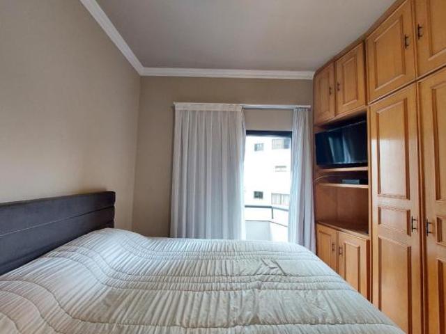 Agradável apartamento para venda em Jardim Vila Mariana com 3 quartos, sendo 1 suíte, 127m²