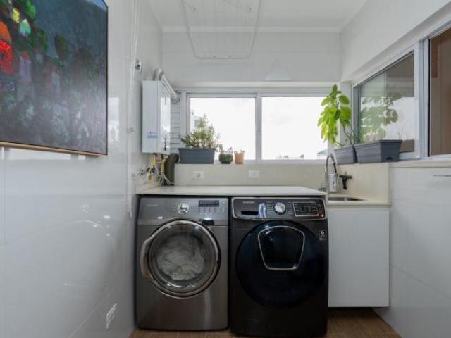 Aconchegante apartamento para venda em Morumbi com 3 quartos, sendo 3 suítes, 207m² theremaxcollec