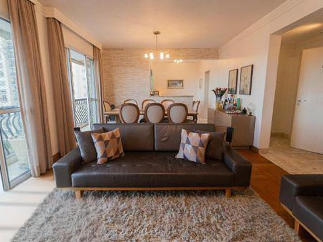 Funcional apartamento para venda em Perdizes com 4 quartos, sendo 3 suítes, 158m²