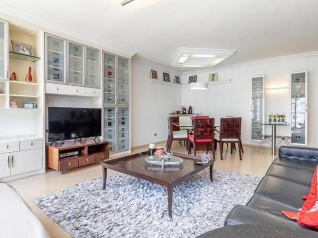 Deslumbrante apartamento para venda em Santa Cecília com 3 quartos, sendo 1 suíte, 145m²