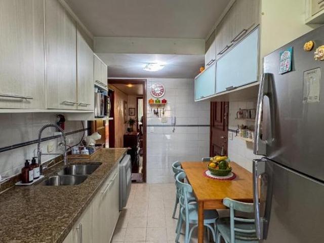 Confortável apartamento para venda em Santana com 3 quartos, sendo 1 suíte, 136m² vivianecosta#SJE