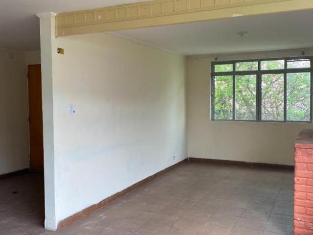 Aconchegante sobrado para venda em Jardim Remo com 3 quartos, sendo 3 suítes, 239m²
