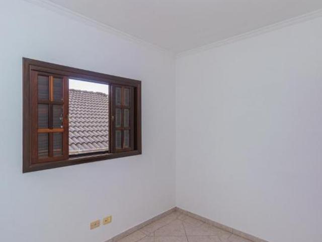 Excelente sobrado para venda em Jardim Santa Cruz Campo Grande com 4 quartos, sendo 1 suíte, 151m²