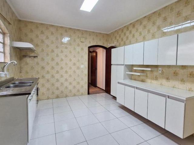 Atraente sobrado para venda em Jardim Santa Inês com 3 quartos, sendo 1 suíte, 139m² simonemachado