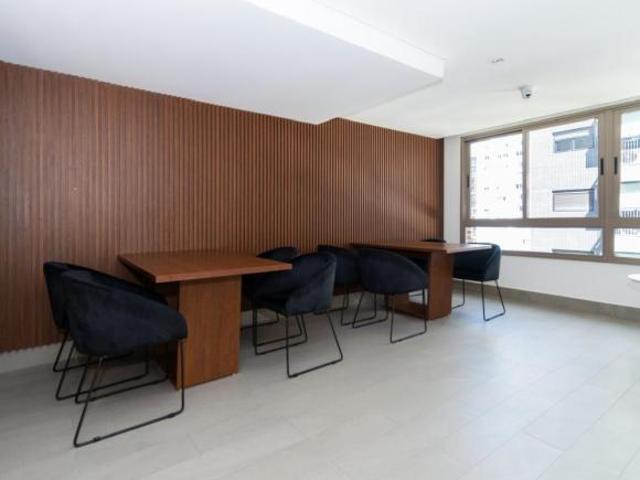 Versátil studio para venda em Pinheiros com 1 quarto, sendo 1 suíte, 34m²