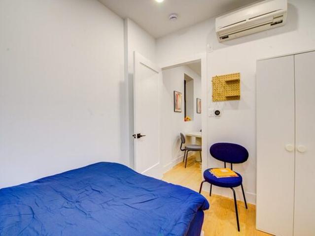 Functional ROOM at The Central Park Manhattan House