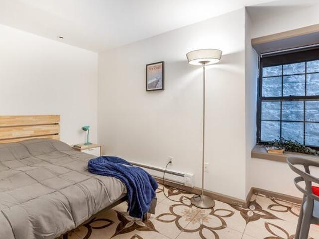 Functional ROOM at The Upper Manhattan House