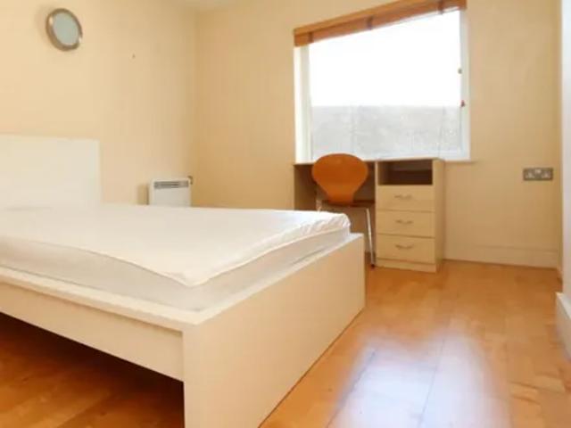 Fuckoffee, 163 Bermondsey Street, London, SE1 3UF, United Kingdom | Room for rent #154572773 | Rentberry