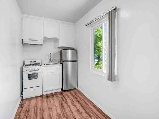 Fulton Apartments Studio Apartment for Rent at 4431 Fulton Ave, Los Angeles, CA 91423 Sherman Oaks