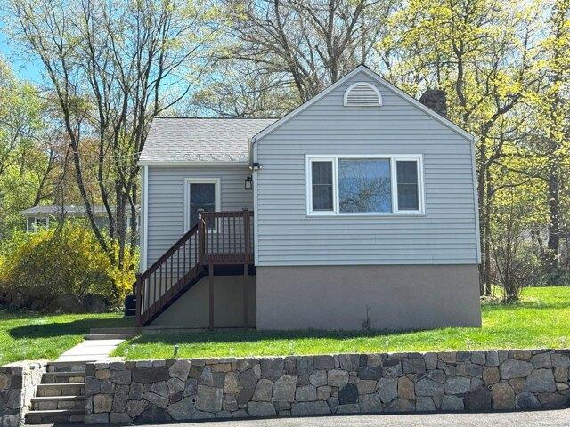 Fulton Dr, New Fairfield, Home For Sale