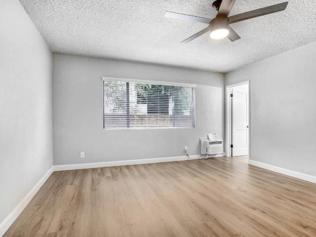 Fulton Terrace Apartments 3 Bedroom Apartment for Rent at 4419 Fulton Ave, Los Angeles, CA 91423 Sherman Oaks