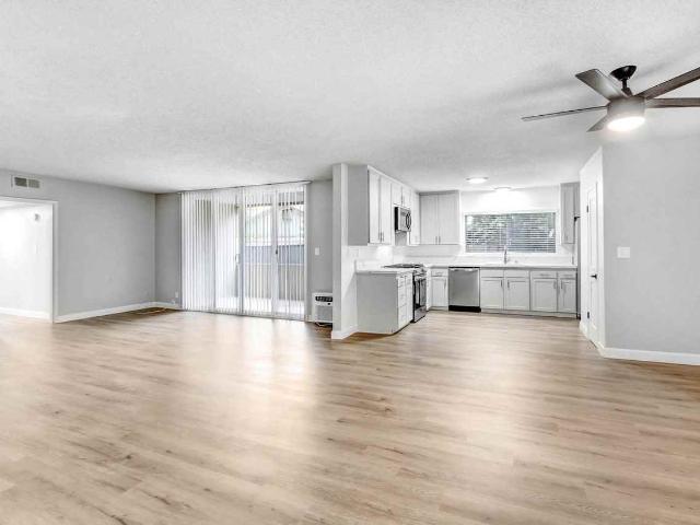 Fulton Terrace Apartments 3 Bedroom Apartment for Rent at 4419 Fulton Ave, Los Angeles, CA 91423 Sherman Oaks