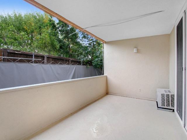 Fulton Terrace Apartments 3 Bedroom Apartment for Rent at 4419 Fulton Ave, Los Angeles, CA 91423 Sherman Oaks