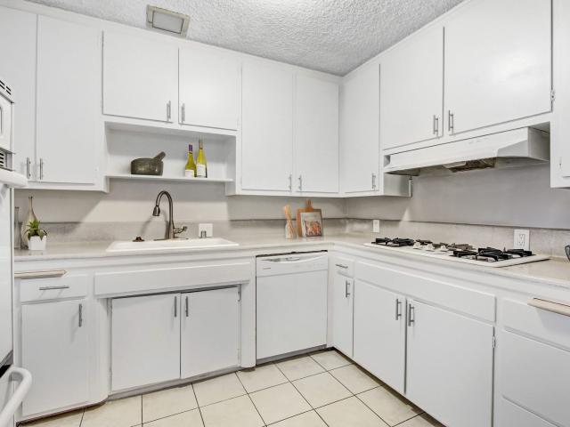 Fulton Terrace Apartments