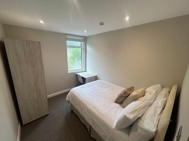Fulwich Road, Dartford DA1, Room to rent, £900 pcm | PrimeLocation