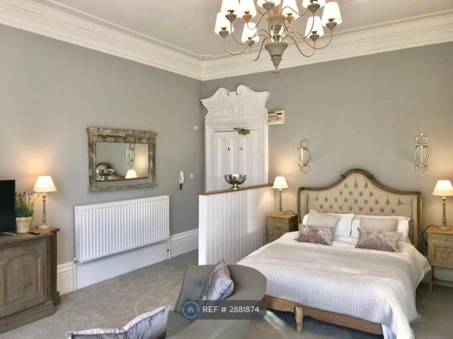 Fulwood Road, Sheffield S10, 1 bed flat to rent, £1,450 pcm | PrimeLocation