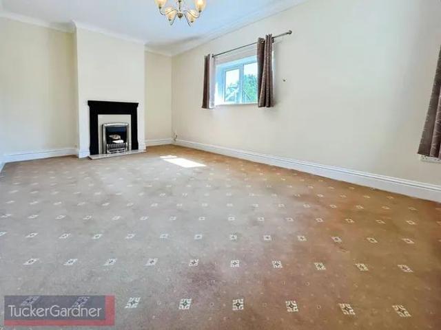 Fulbourn Road, Cambridge, CB1 9JL