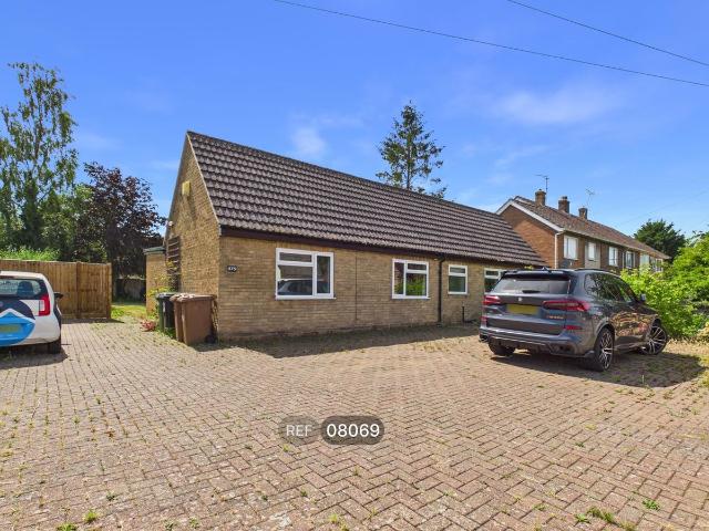 Fulbridge Road, Peterborough PE4, 3 bed detached bungalow to rent, £1,300 pcm | PrimeLocation