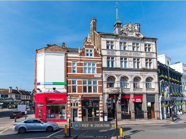 Fulham Broadway, London SW6, 2 bed flat to rent, £2,750 pcm | PrimeLocation