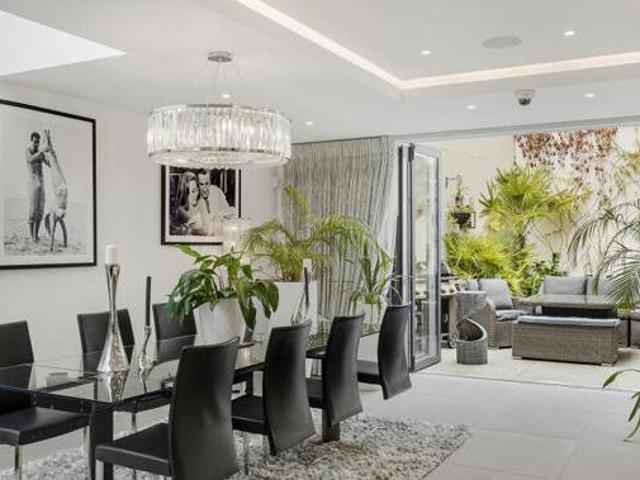 Fulham, Sunlight Mews, South West London, 4 Bedroom House