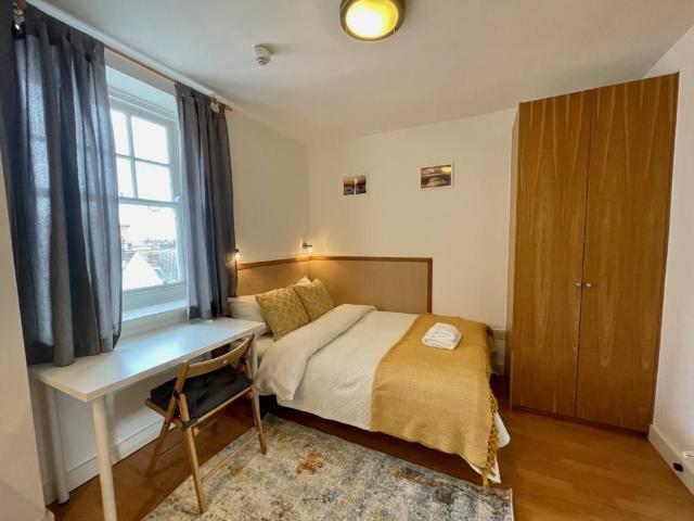 Fulham Palace Road, Hammersmith, London W6, Studio to rent, £1,777 pcm | PrimeLocation