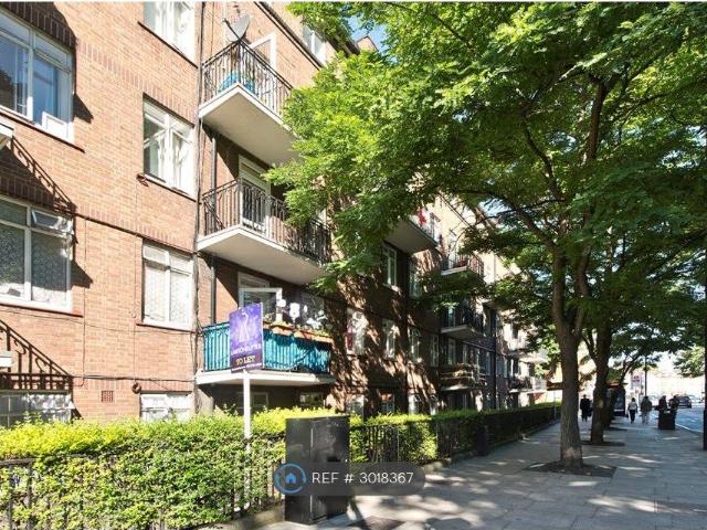 Fulham Palace Road, Hammersmith W6, 3 bed flat to rent, £2,550 pcm | PrimeLocation
