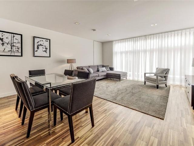 Fulham Road, CHELSEA, London, UK, SW3 2 bed flat to rent £5,633 pcm £1,300 pw