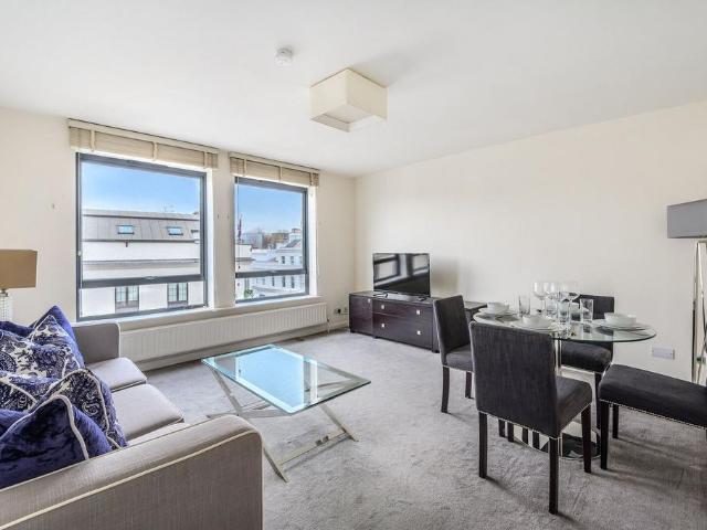 Fulham Road, Chelsea, London, SW3 2 bed flat to rent £3,987 pcm £920 pw