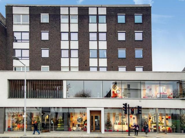 Fulham Road, Chelsea, London, SW3 2 bed flat to rent £4,334 pcm £1,000 pw