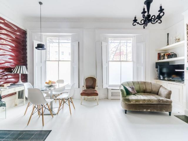 Fulham Road, Fulham Broadway, London SW6, 2 bed flat to rent, £3,000 pcm | PrimeLocation