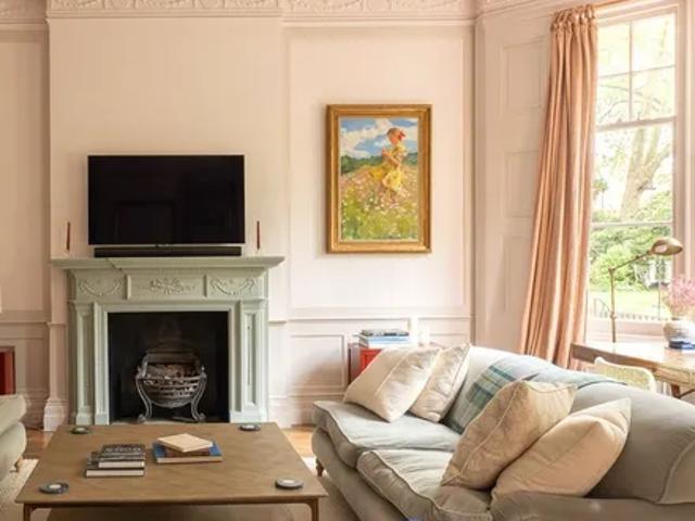 Fulham Road, London, SW10 9PZ, United Kingdom | 3 bed apartment for rent #154624433 | Rentberry