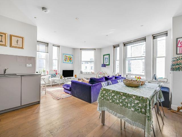 Fulham Road, London SW10, 2 bed flat to rent, £2,950 pcm | PrimeLocation