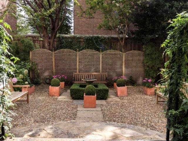 Fulham Road, London SW3 Studio to rent £2,383 pcm £550 pw